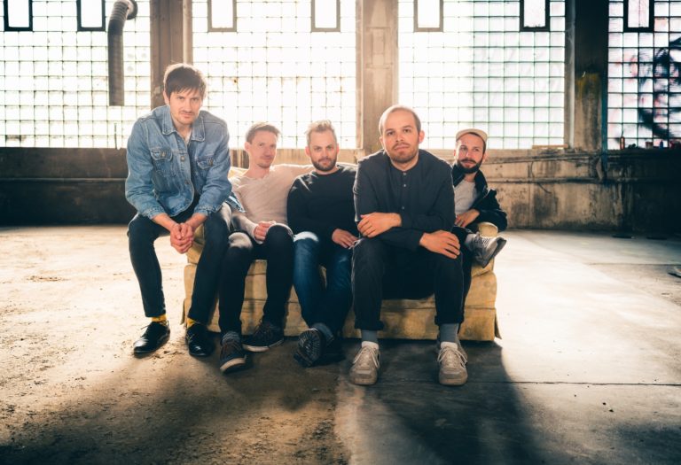 Volta Volta & Bell Baronets » OXIL